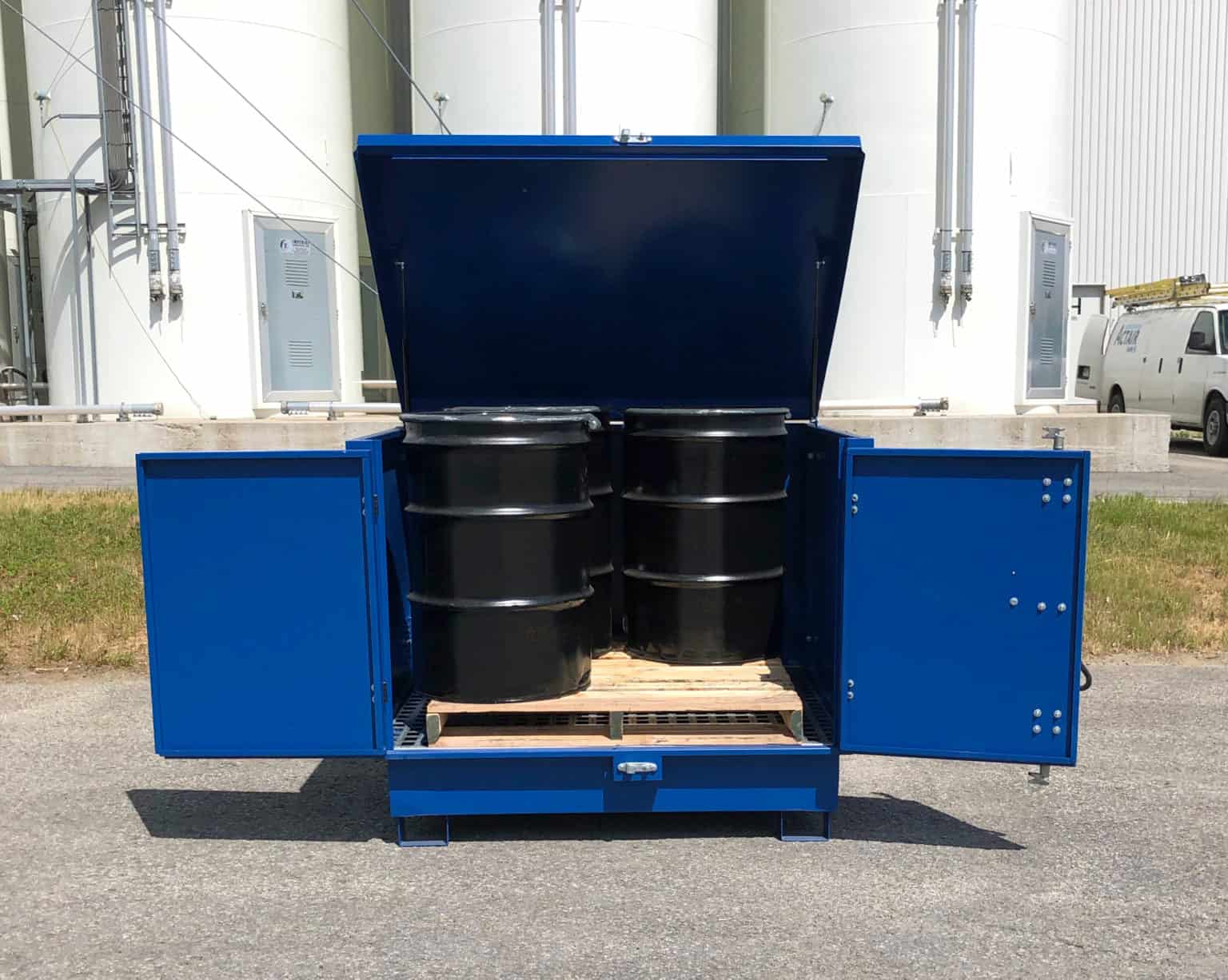 Ultra-Twin IBC Hard Top Spill Pallet® - SpillContainment.com